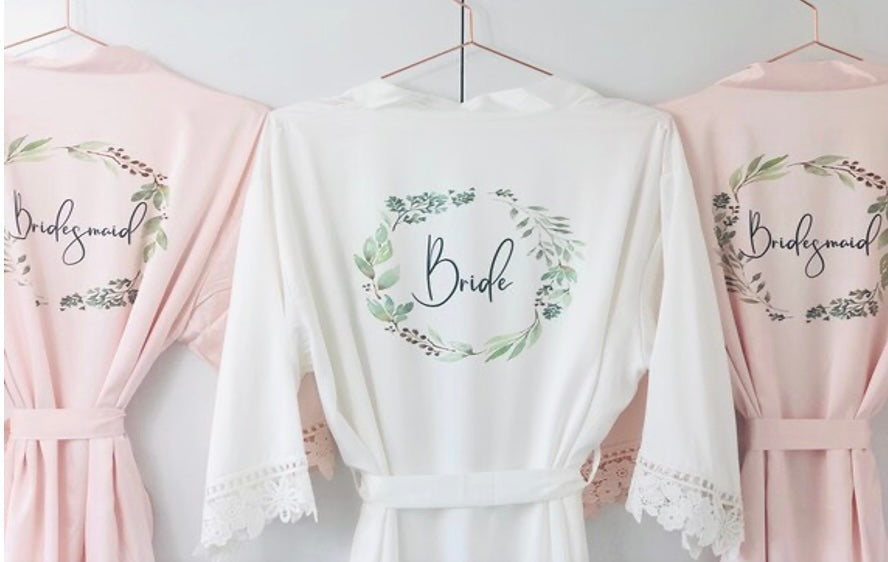 Bridal Robes for Plus Size and Petite Brides: Styling Tips – Finn + Emma