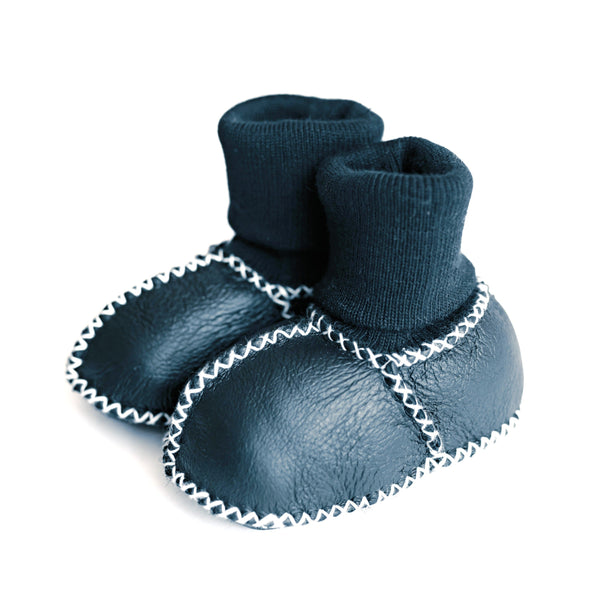 Cozy Baby Booties - Navy | 100% Organic – Finn + Emma
